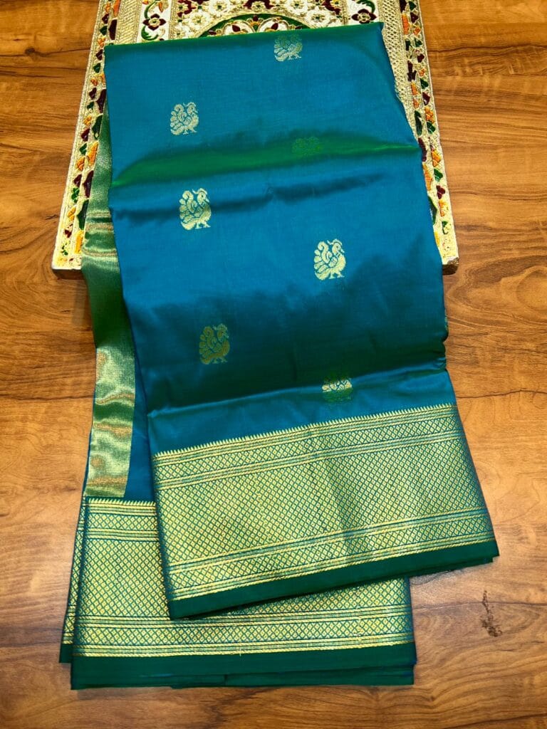 Traditional Self Border Paithani | Rugved Collection